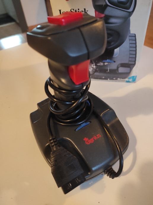 RETRO •Genius JoyStick IBM•1994