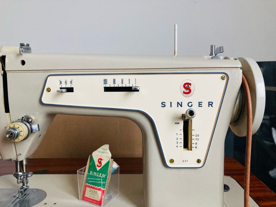 Singer 237 (Proizvedena u Italiji 1967-1971)