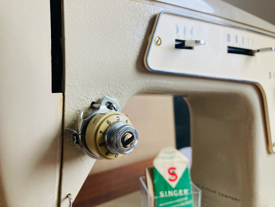 Singer 237 (Proizvedena u Italiji 1967-1971)