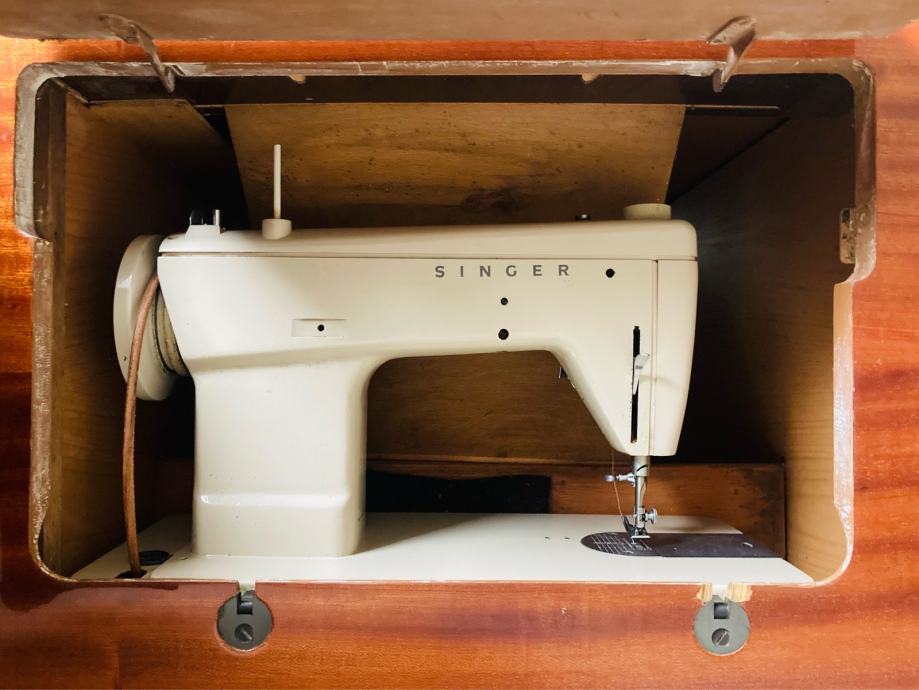 Singer 237 (Proizvedena u Italiji 1967-1971)