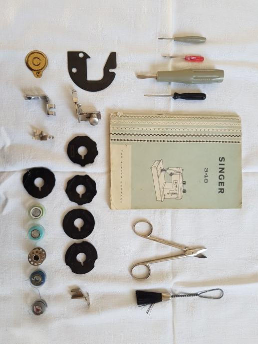 Singer sewing machine 348