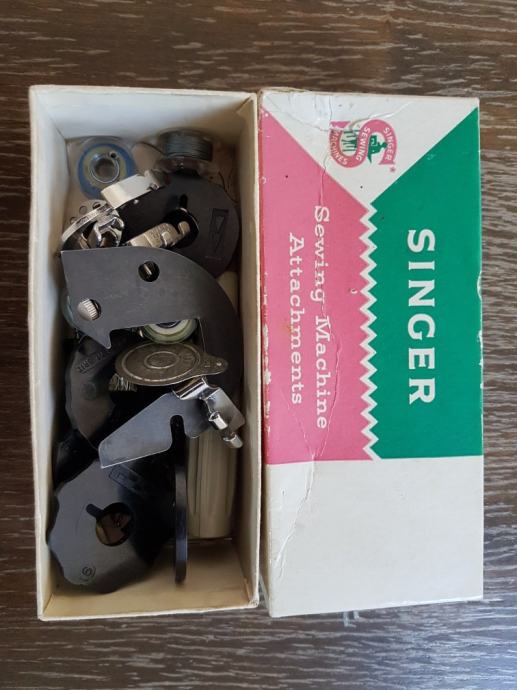 Singer sewing machine 348