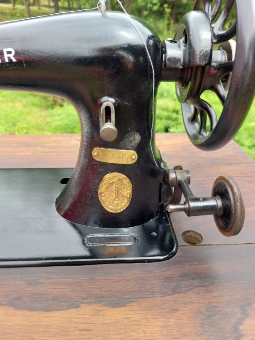 Šivaći stroj Singer