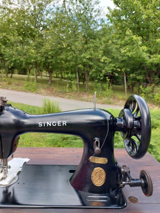 Šivaći stroj Singer