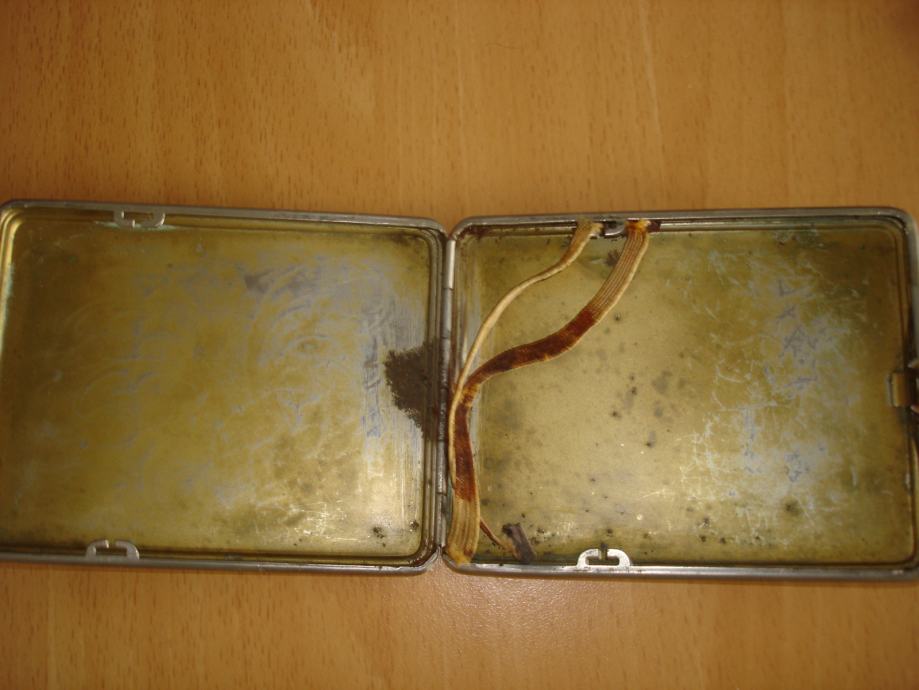 STARA POSREBRENA TABAKERA