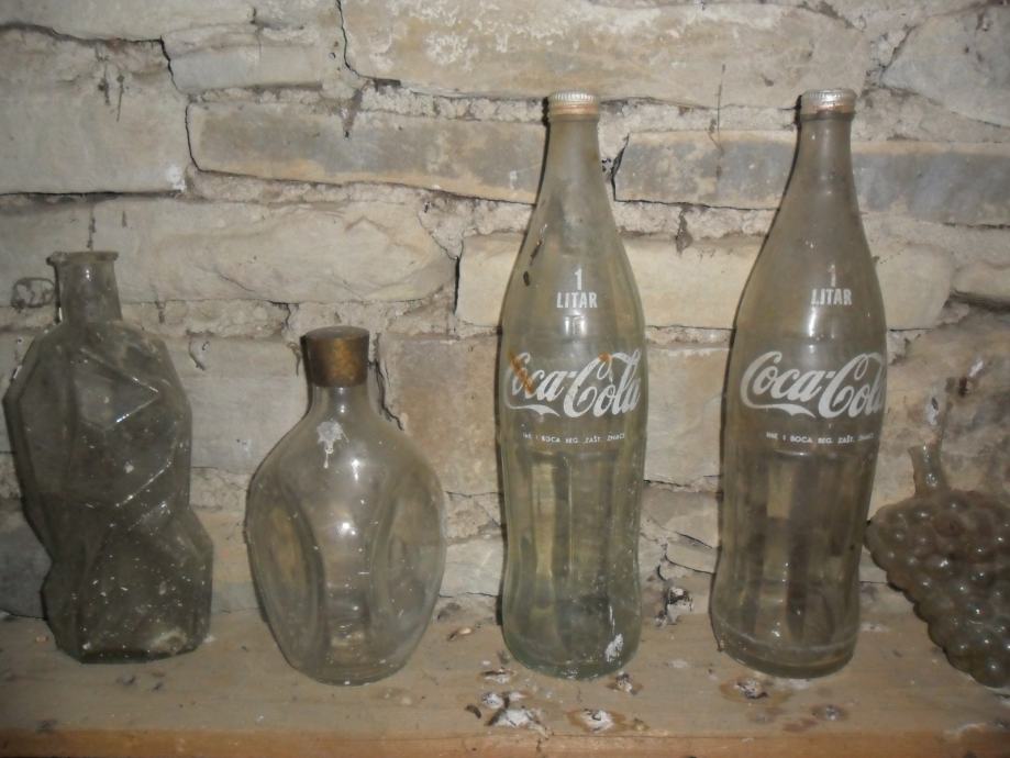 Stare staklene boce