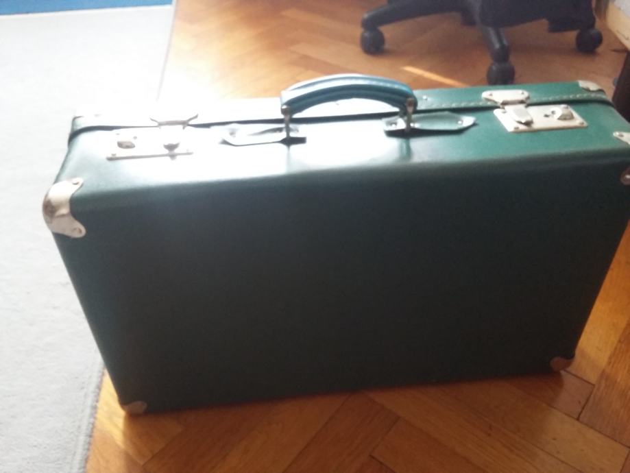 STARI RETRO KOFER