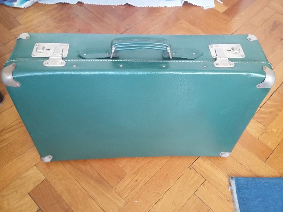 STARI RETRO KOFER