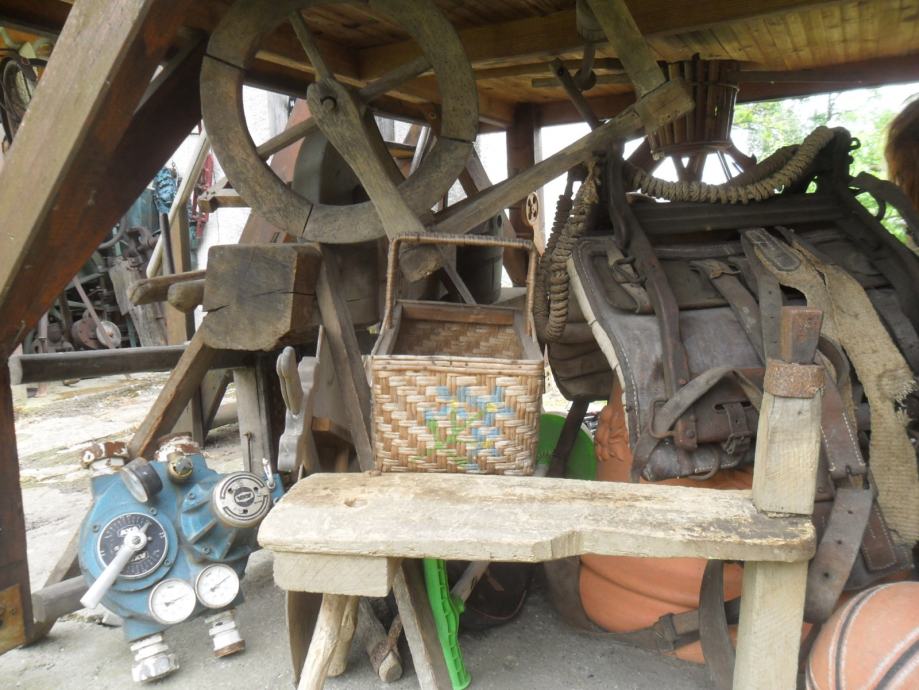stari ručni alati--koji se mogu mijenjati za druge starine