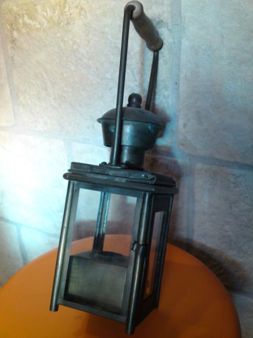 STARI VOJNI FENJER 1