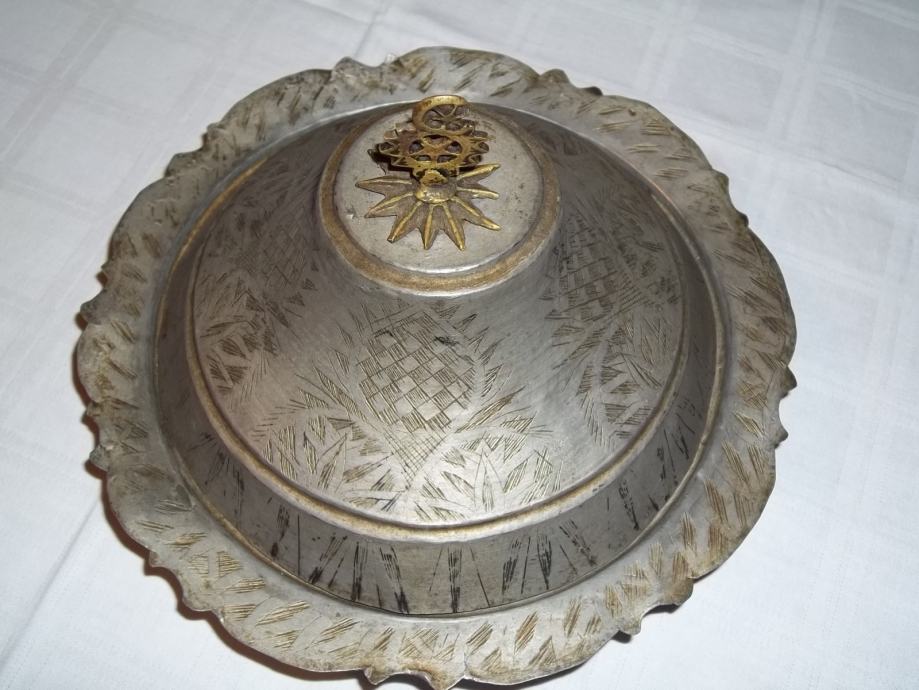 Starinski bosanski sahan - posuda za posluživanje jela sa poklopcem