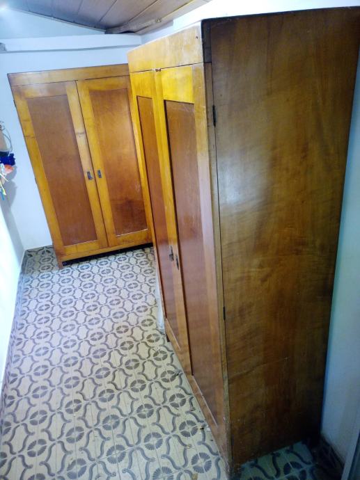 STARINSKI ORMARI - 4 komada