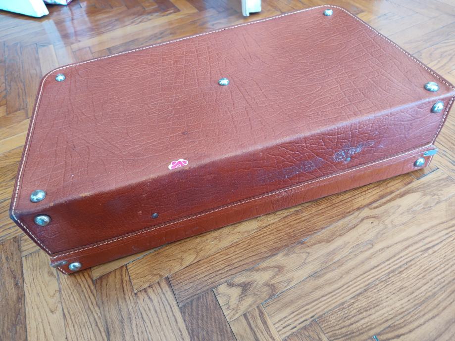 Starinski retro kofer