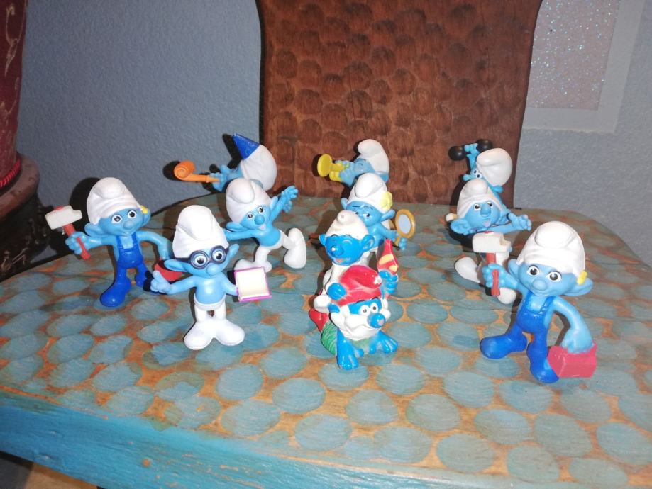 ŠTRUMFOVI - LOT OD 10 FIGURICA