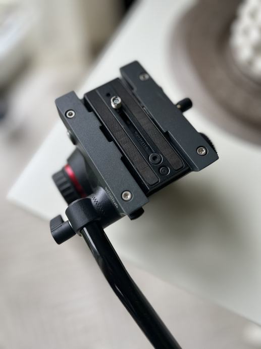 Manfrotto MVH502 flat base