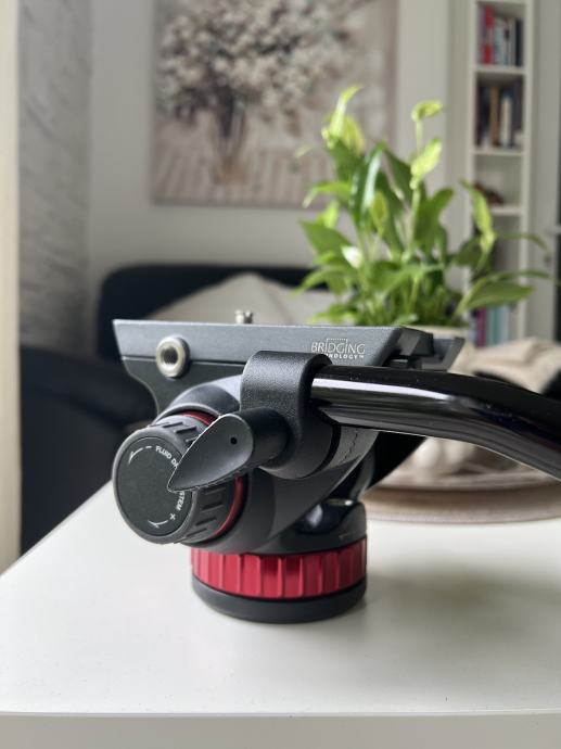 Manfrotto MVH502 flat base