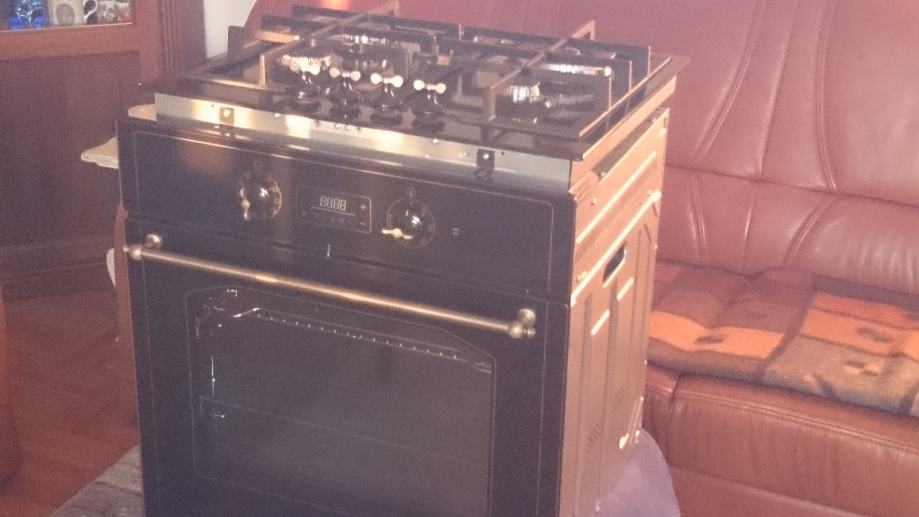 Ugradbena pećnica Gorenje Retro sa plinskom ugradbenom pločom i napa