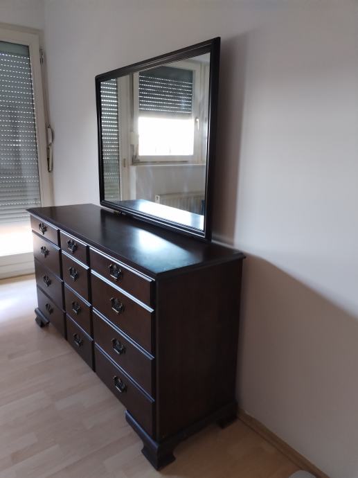 Komode i ostali namještaj