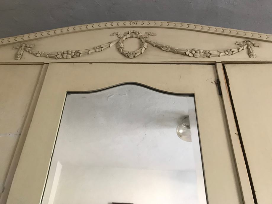 Ormar, stilski, trokrilni s ogledalom, samostojeći