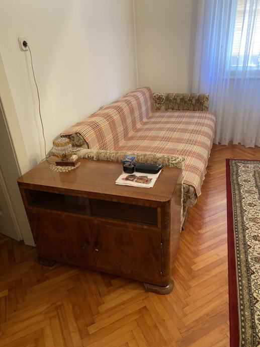 Retro starinski namještaj