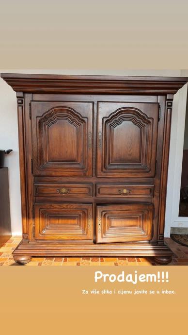 Starinski ormar/ vitrina