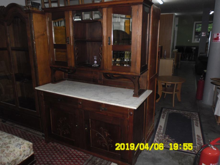 STILSKA VITRINA SECESIJA