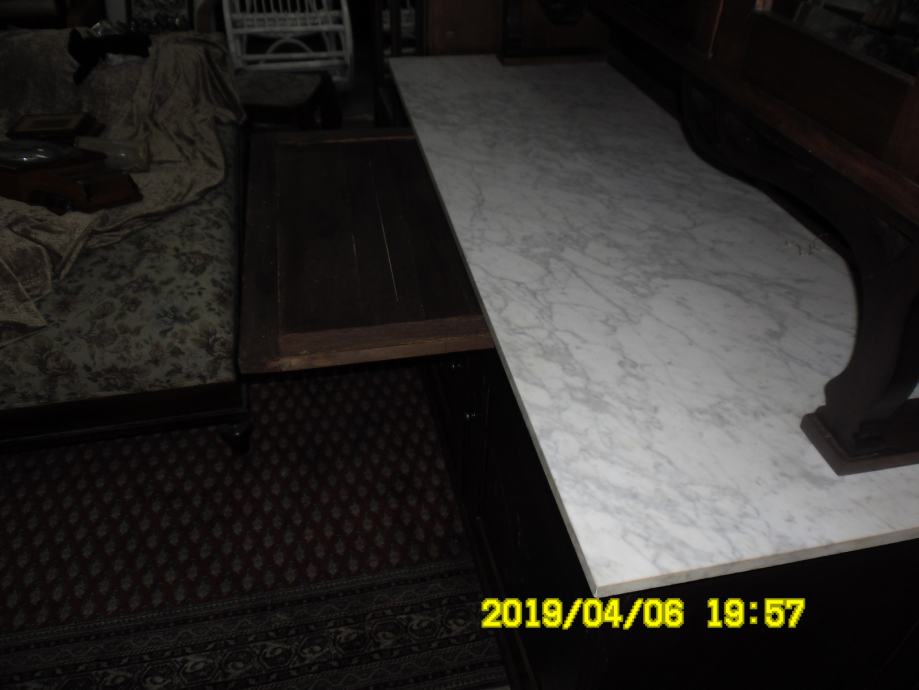 STILSKA VITRINA SECESIJA