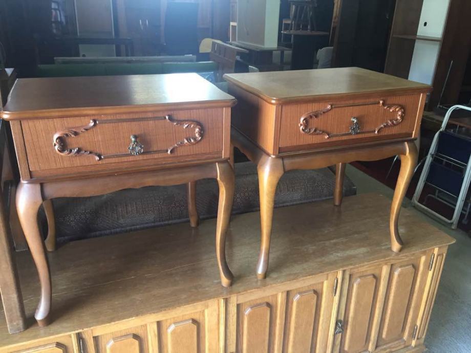 Stilski noćni ormarići