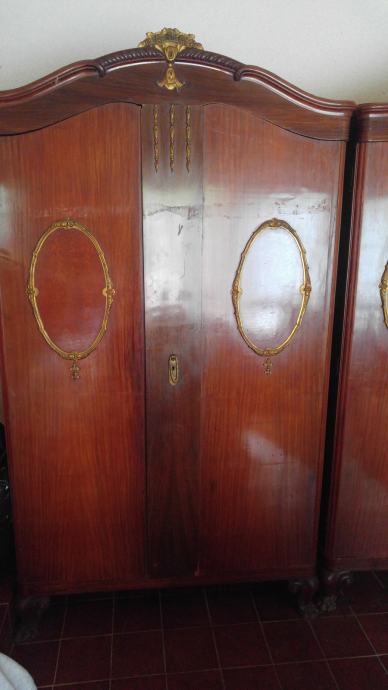 Stilski sobni ormari