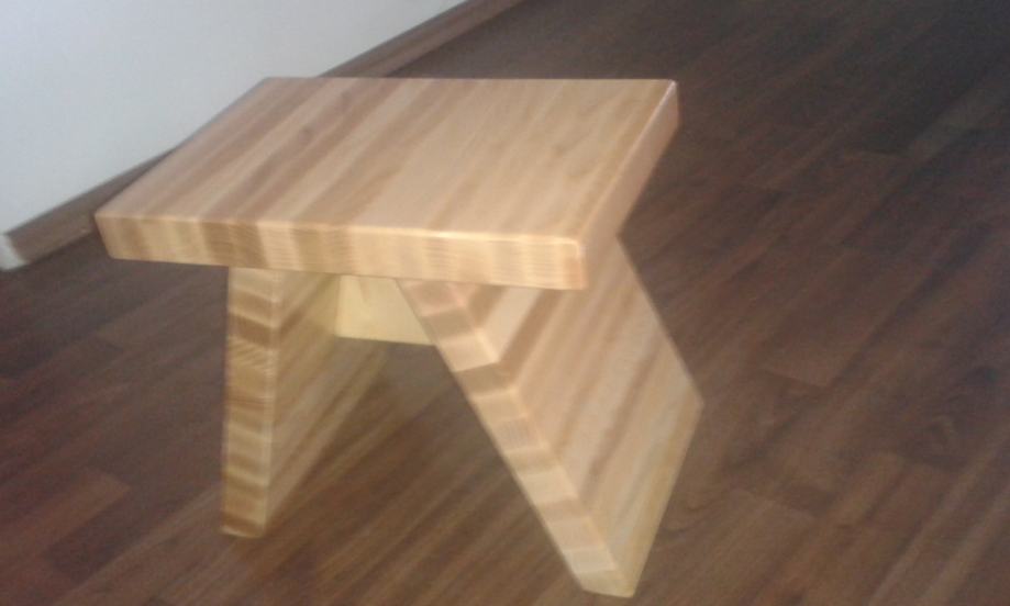 stolica jasen puno drvo