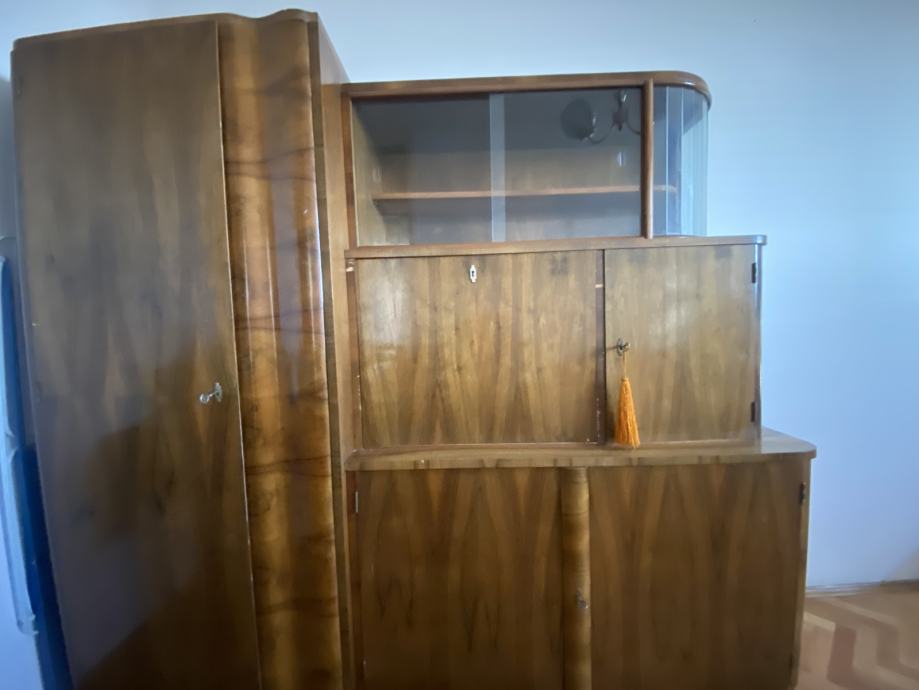 Hitno vintage ormar u odlicnom stanju