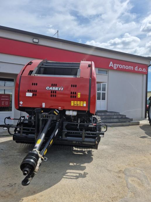 Balirka varijabilna Case RB 465 RC Novo