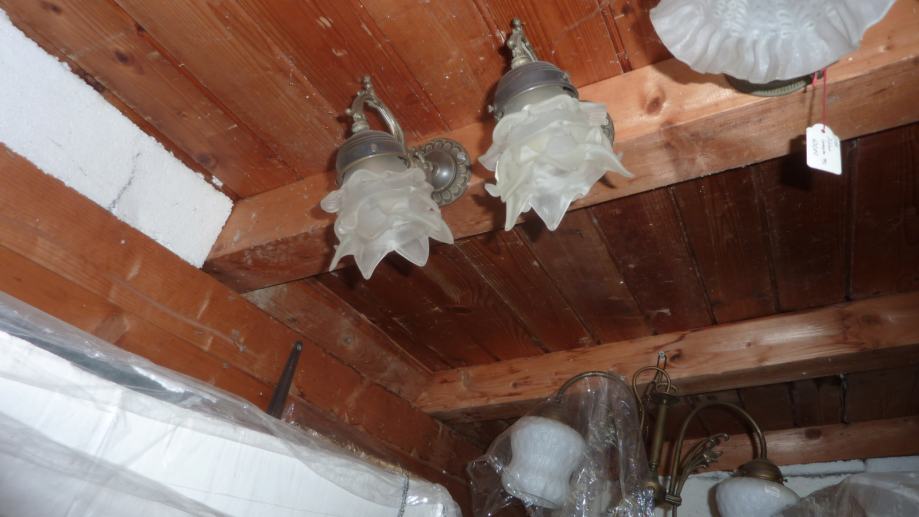 Razne ukrasne lampe- stolne, zidne i lusteri - vrlo povoljno