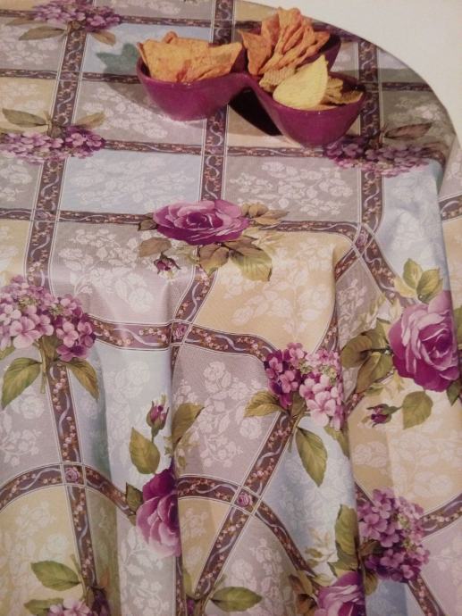 PVC STOLNJAK OKRUGLI do 160 cm