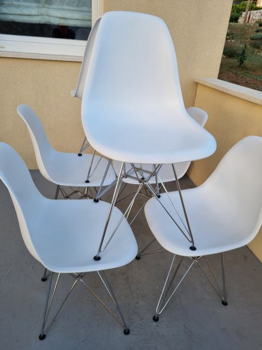 Blagovaonske stolice, kao nove, kvalitetna plastika/inox