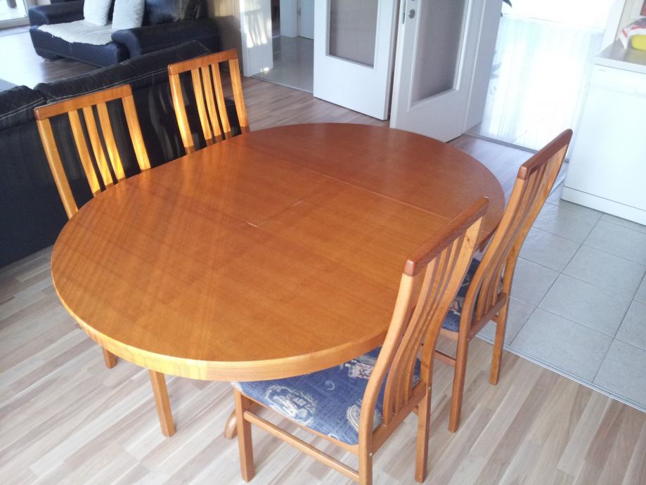 Okrugli blagovanski stol na razvlačenje + 4 stolca na poklon