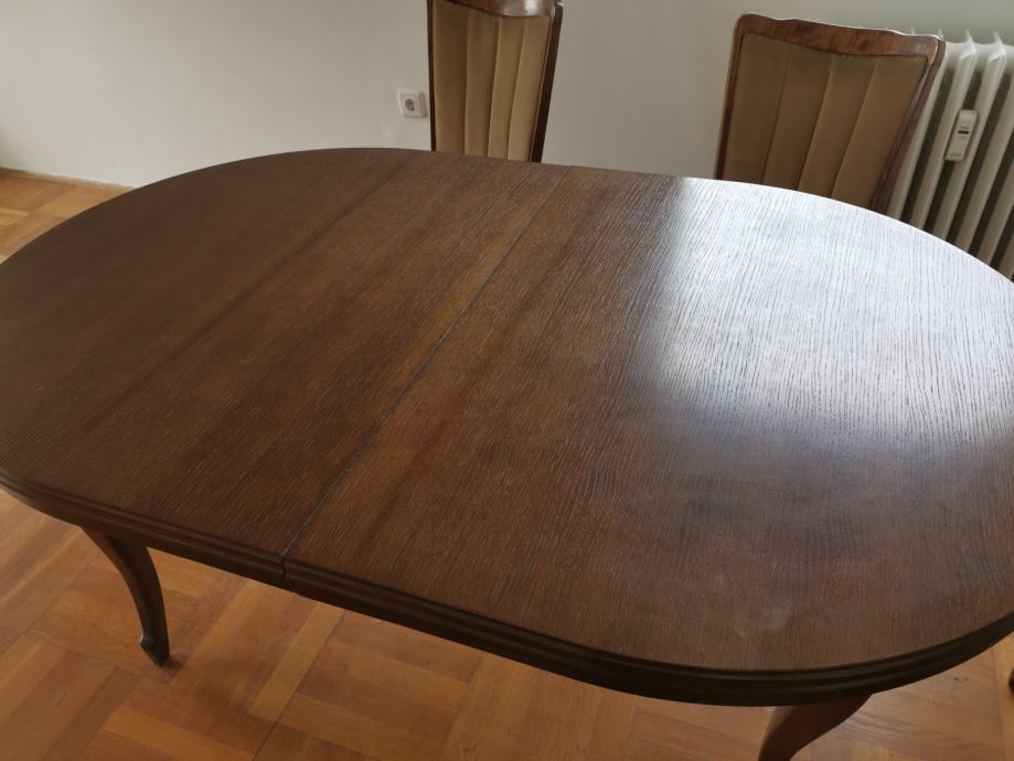 Blagovaonski stol plus stolice