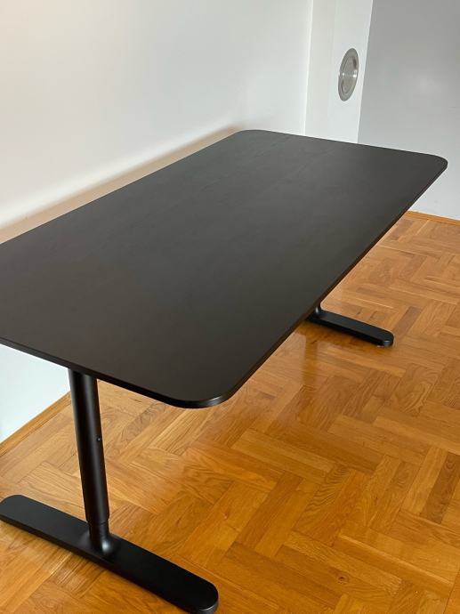 Ikea Bekant radni stol 160x80