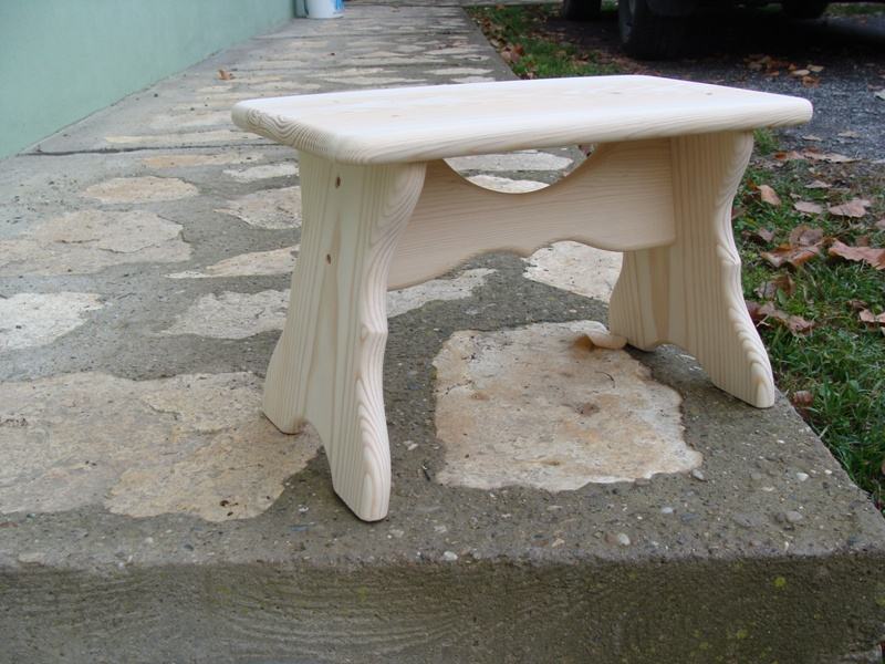 mala stolica (šamlica)