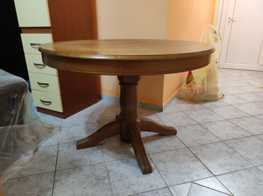 Okrugli drveni stol na razvlačenje + 4 stolice