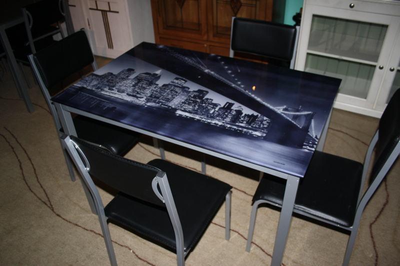 Stakleni stol foto + 4 stolice ***NOVO***