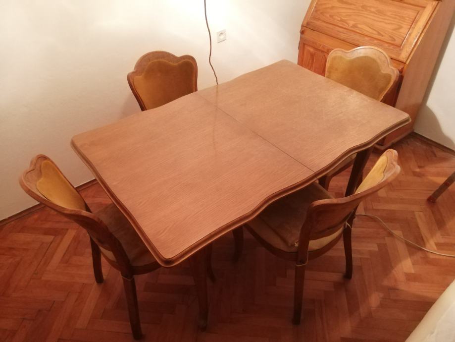Drveni stol i 4 stolice, puno drvo