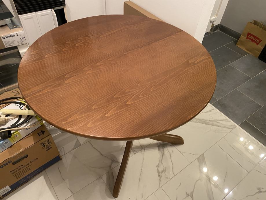 Stol za blagovaonicu i stolice