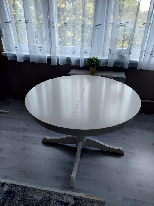 stol na razvlacenje ikea