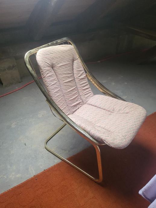 Stolica retro mesing iz 1980-ih