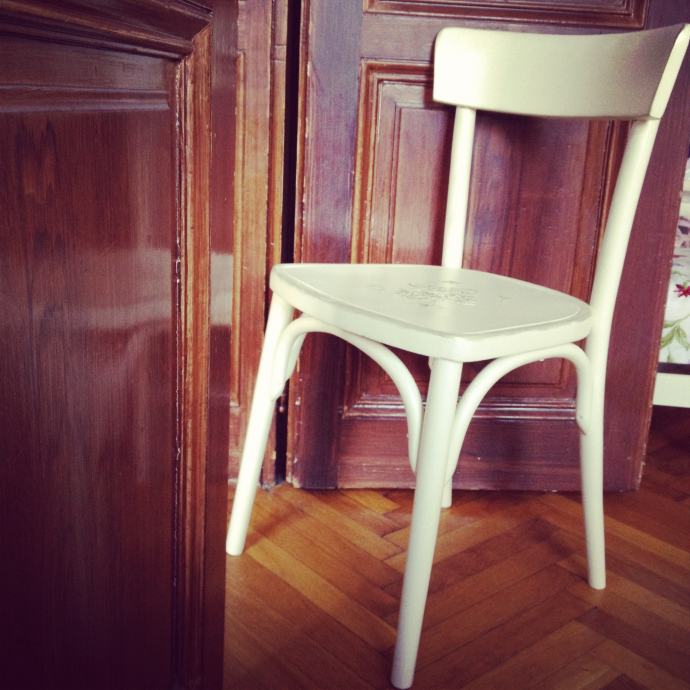 Stolica - retro stolica beige boje