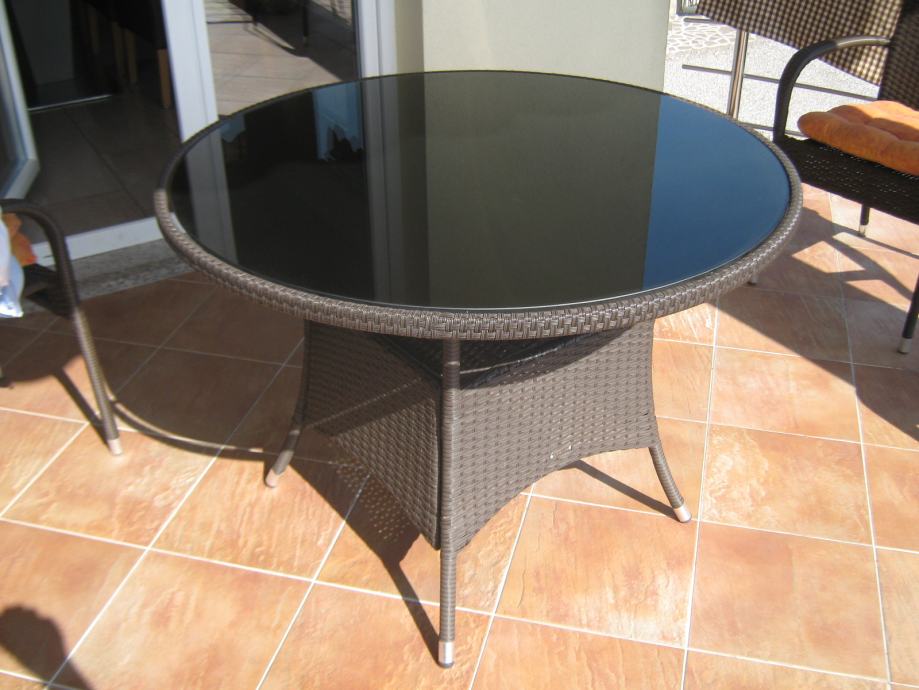 Vanjski stol okrugli