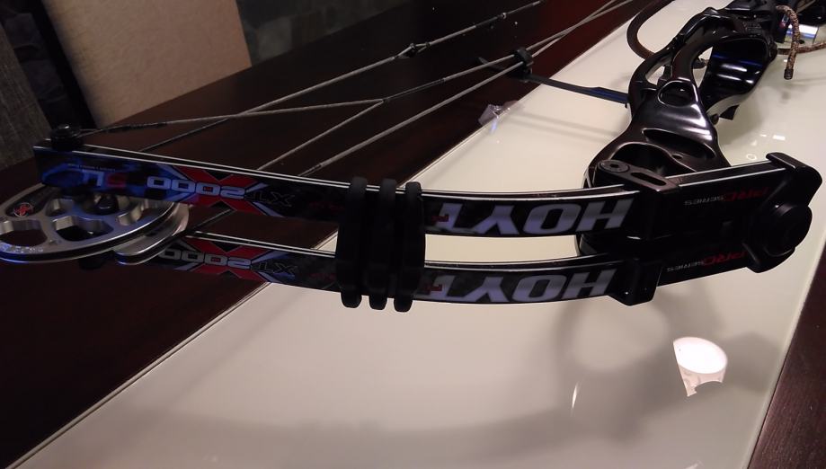 SLOŽENI LUK HOYT VANTAGE ELITE PLUS 2012