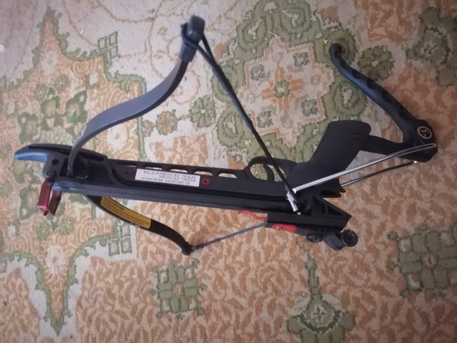 Pištolj samostrel Cobra 80 lbs