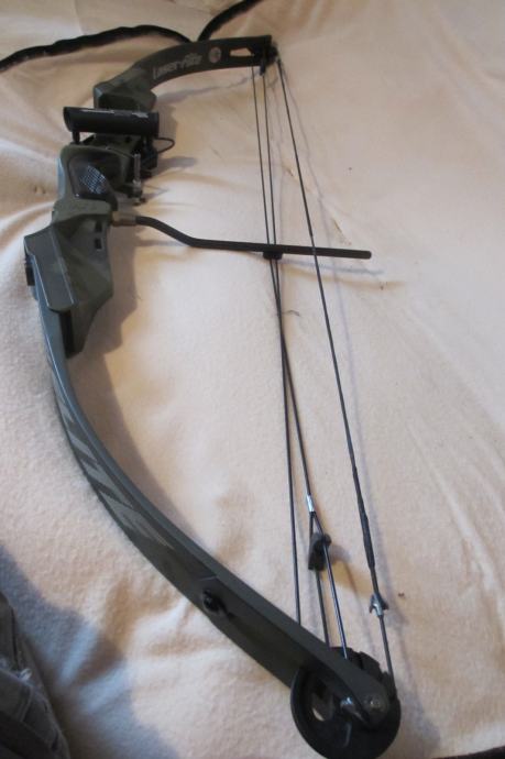 Precision Shooting Equipment PSE Laser ELITE lovački luk + oprema